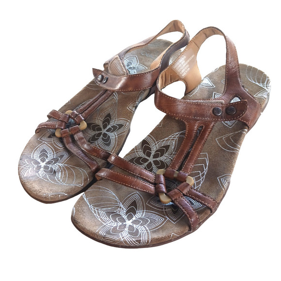 Abeo | Shoes | Abeo Fantine Brown Comfort Sandals With Vibram Soles ...
